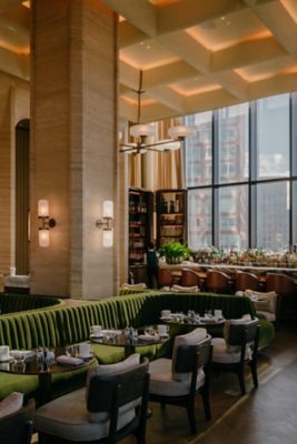 Long Bar & Terrace Dining at Raffles Boston | Raffles Hotels & Resorts