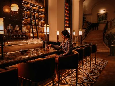 Rundle Bar - Bar in Banff Springs