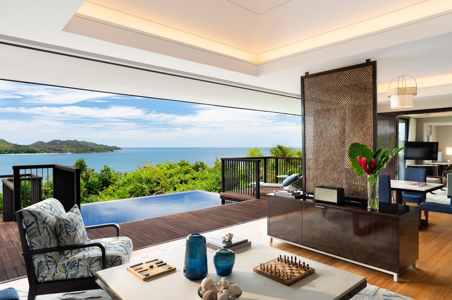 seychelles pool villa
