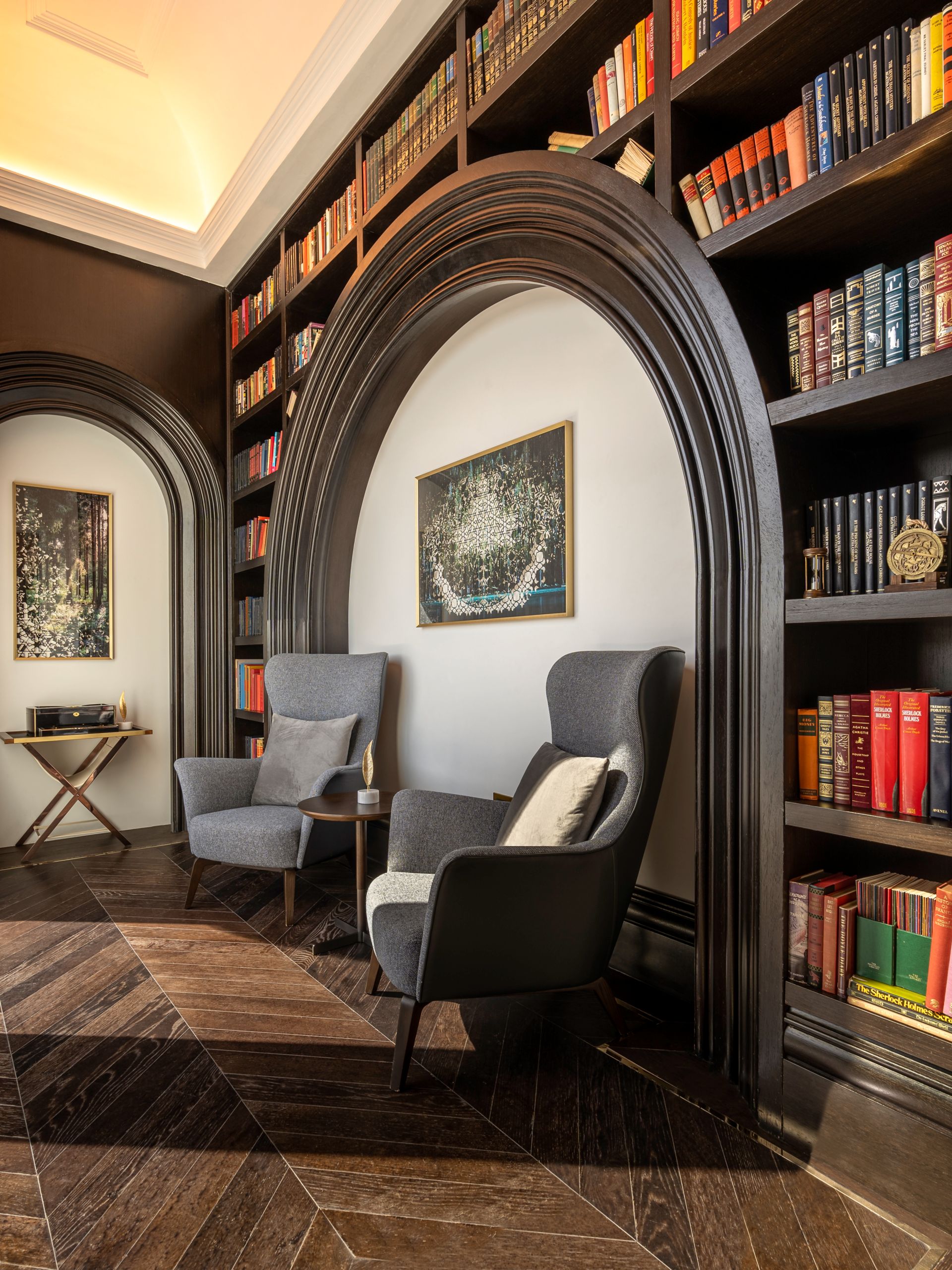 Blue Cigar Writer's Lounge at Raffles Doha