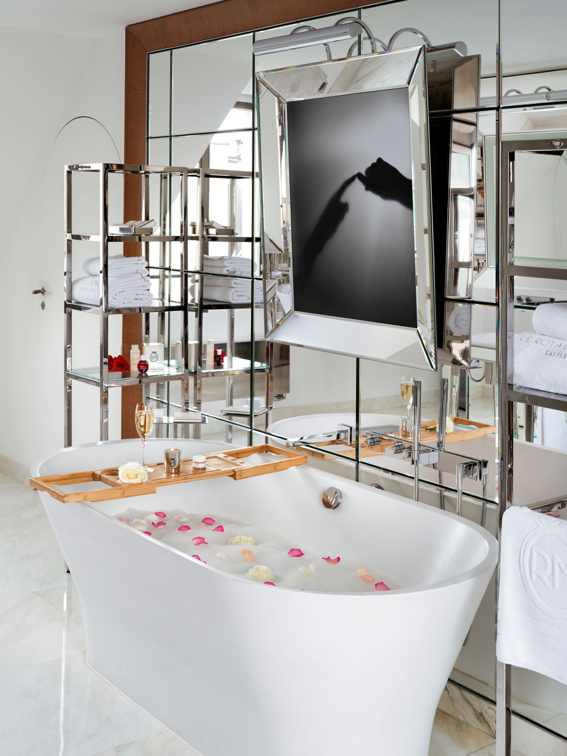 Une Saint-Valentin d'exception au Royal Monceau - Raffles Paris