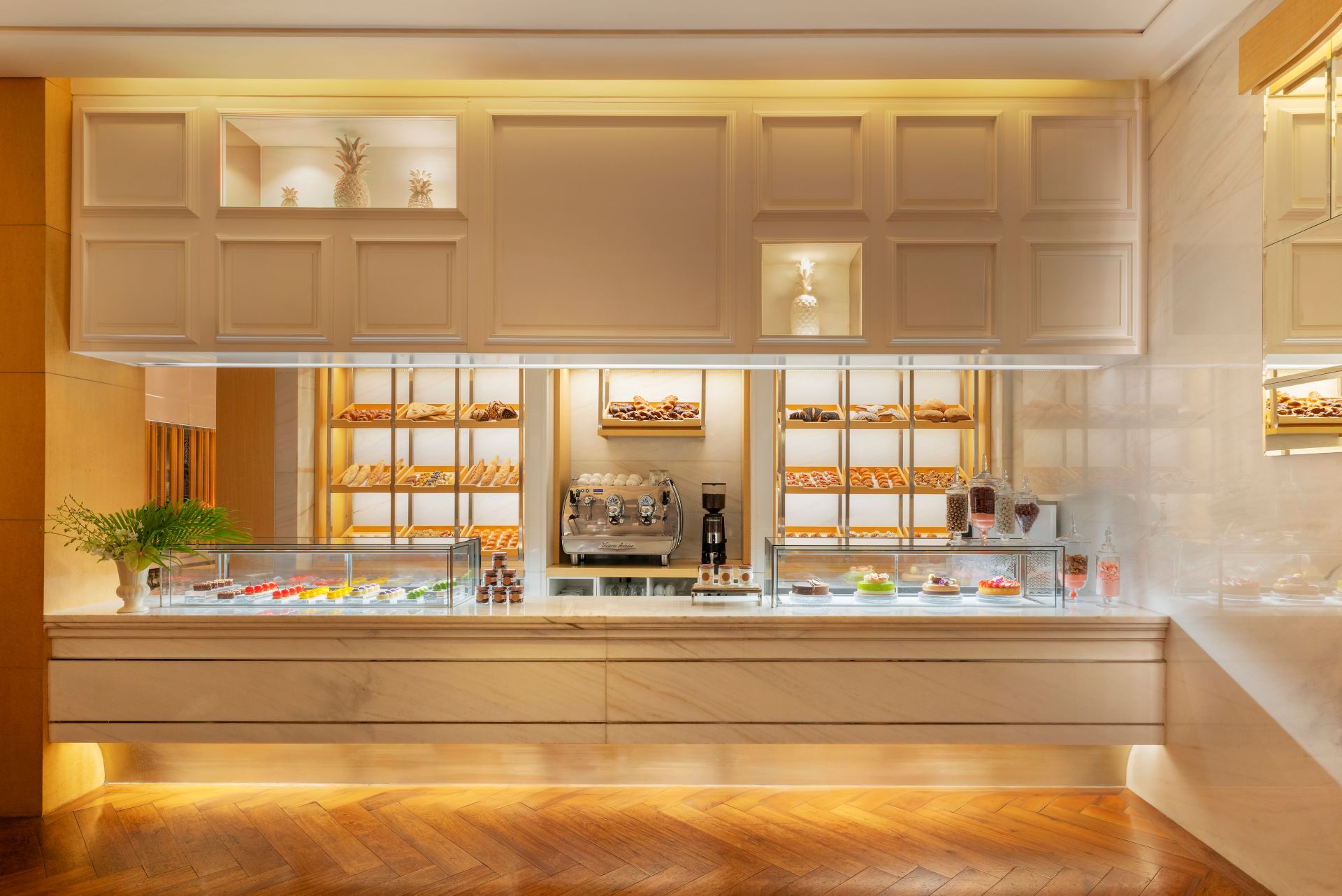 Raffles Patisserie at Raffles Jakarta | Raffles Hotels & Resorts