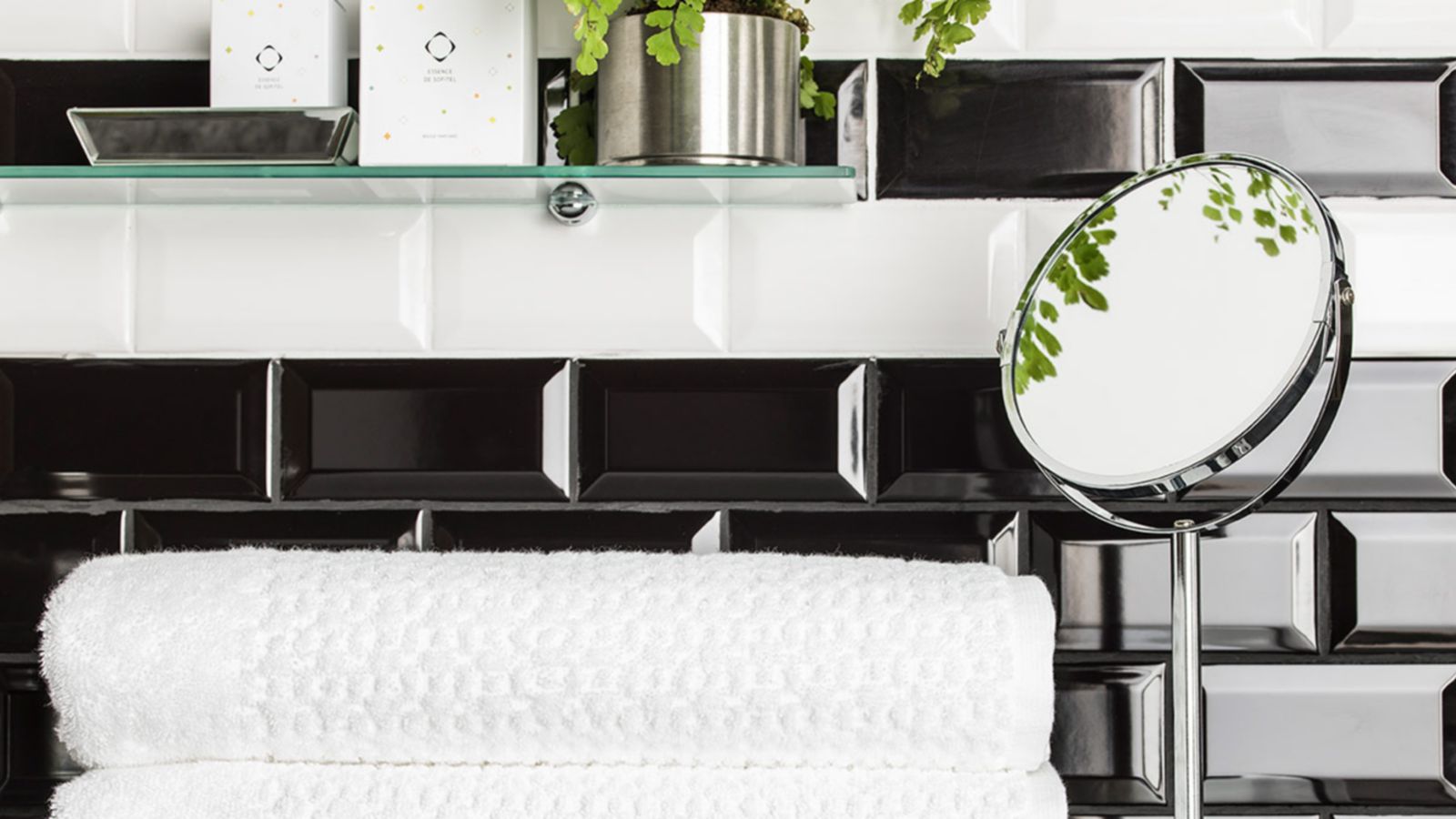 Delta Rue | Sofitel Sydney Wentworth